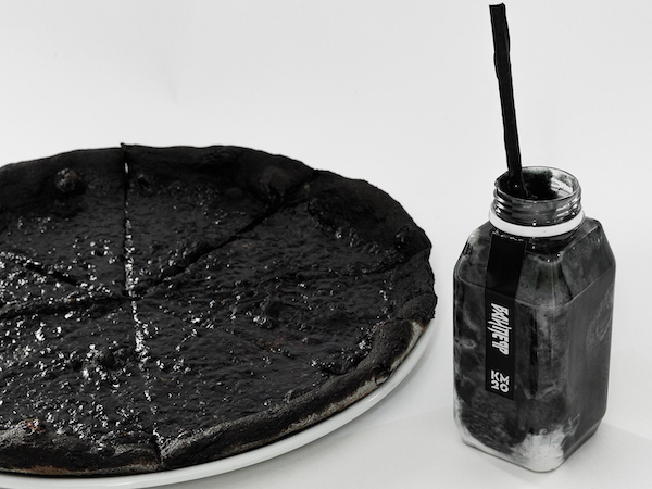 Фирменные пицца и напиток Viperr появятся в меню ресторана КМ20 в Москве