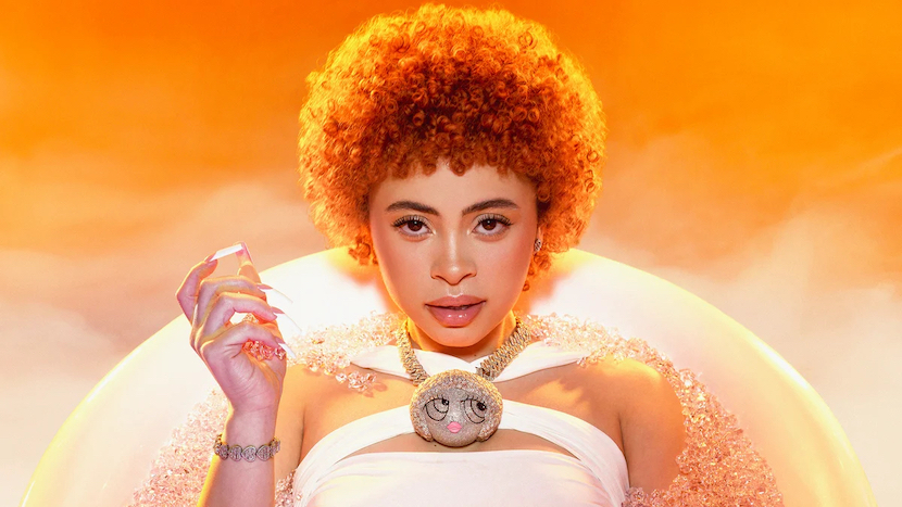 WTF дня: пост Ice Spice в соцсетях заблокировали из-за ее настоящего имени