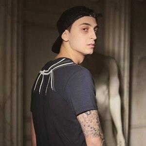 "Благословлён" — так называется новый трек Yanix